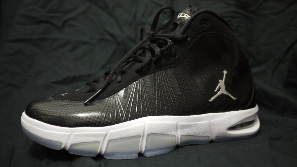 Jordan Melo M7 Advance: Black/Silver Drops Tomorrow - Air Jordans ...