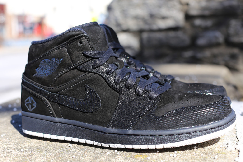 Jordan Brand "Suits & Sneakers" Pack - Air Jordans, Release Dates ...