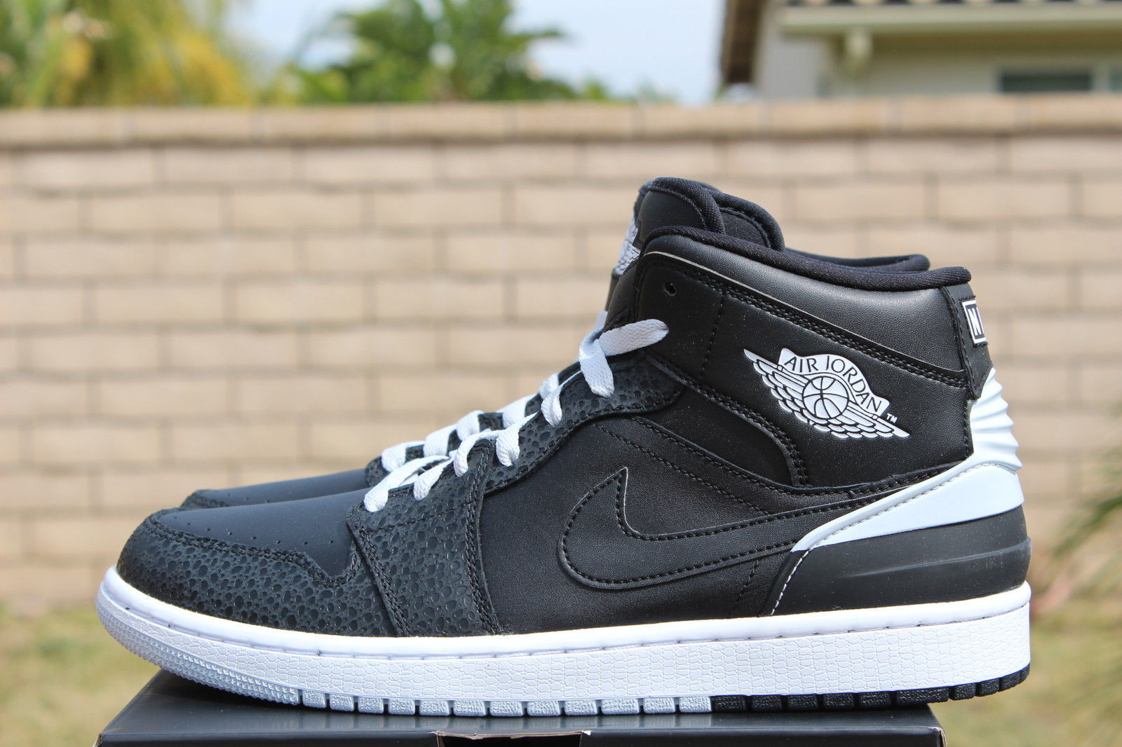 Air Jordan 1 '86: Black - Pure Platinum - Arriving at Retailers - Air ...