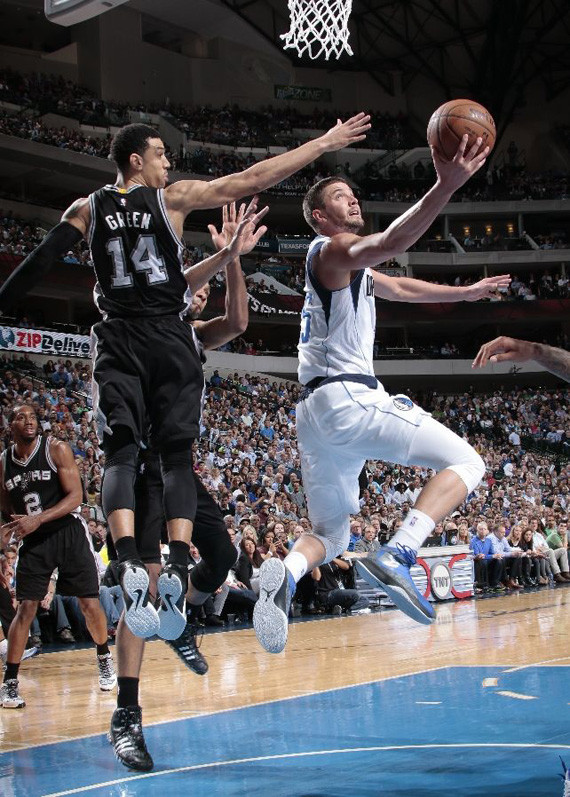 NBA Jordans Daily: Kings Throw Back Their Jerseys & Jordans - Air ...