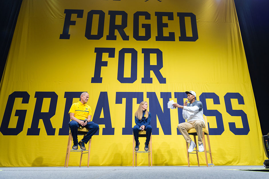 Jordan Brand's Michigan Basketball Uniform Unveil Includes Jalen Rose ...