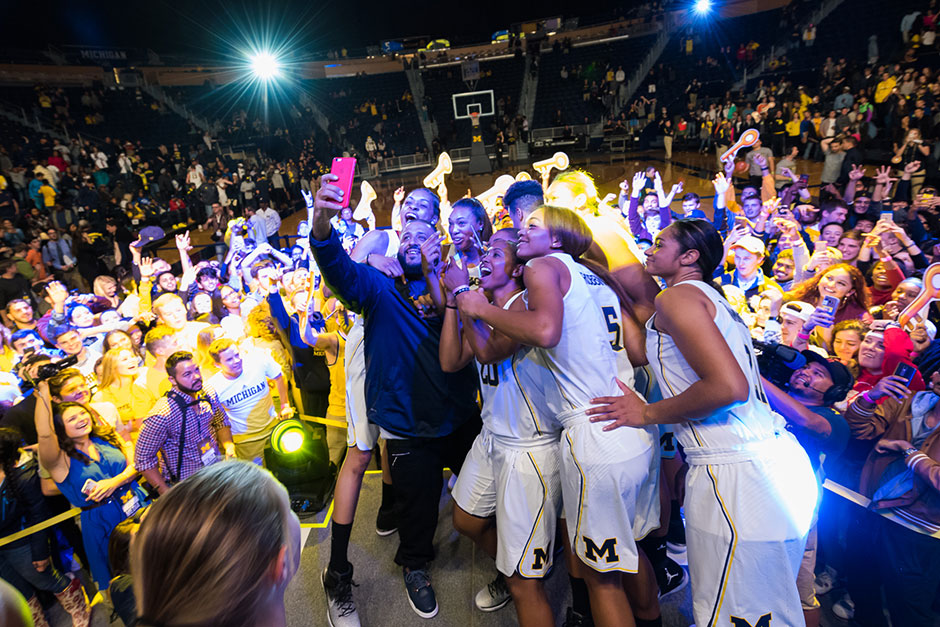 Jordan Brand's Michigan Basketball Uniform Unveil Includes Jalen Rose ...