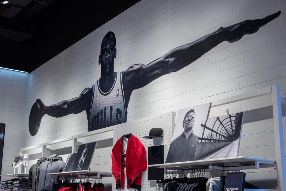 Go Inside The Nike And Jordan Basketball Experience Store In Beijing ...