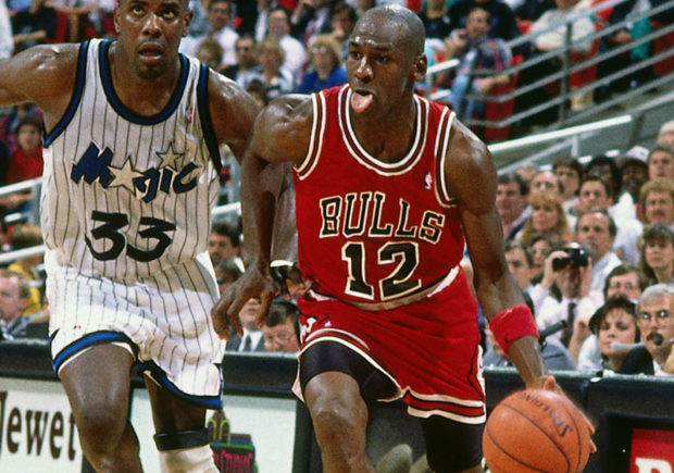 27 Years Ago Michael Jordan Dropped 49 Points While Wearing #12 - Air ...
